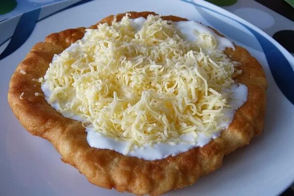 Langos hongrois - les recettes de mamie